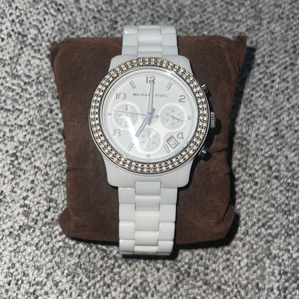 Michael Kors Women’s Mk5188 Runway Watch - White - Gem